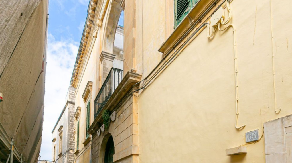 Centro Storico di Nardò – Splendido Palazzo del XVI secolo - SYMPHONYA ...
